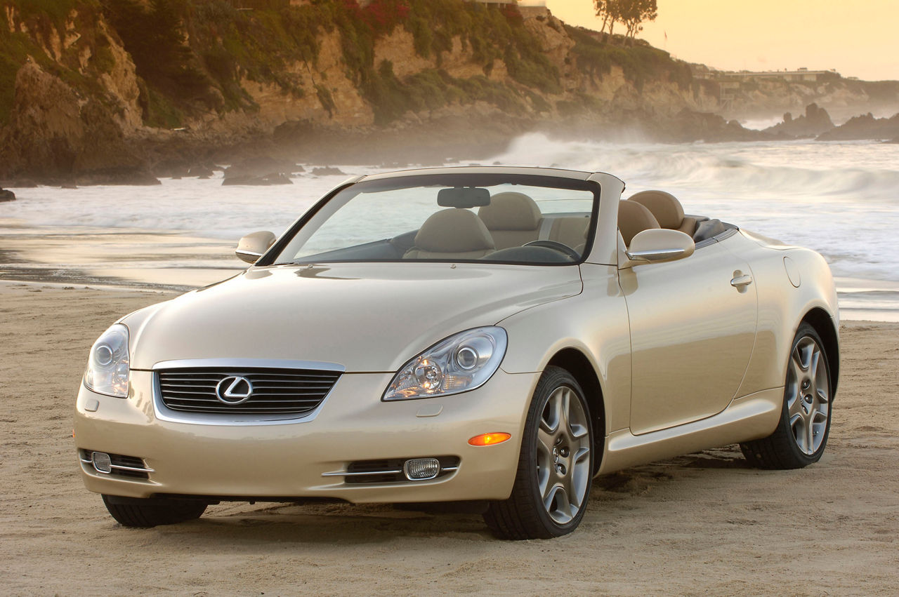 The 2009 Lexus SC 430:This luxury hardtop convertible coupe delivers ...