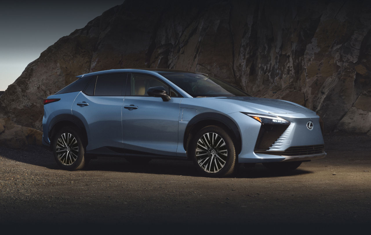 2026 Lexus RZ - Luxury Electric SUV | Lexus Canada