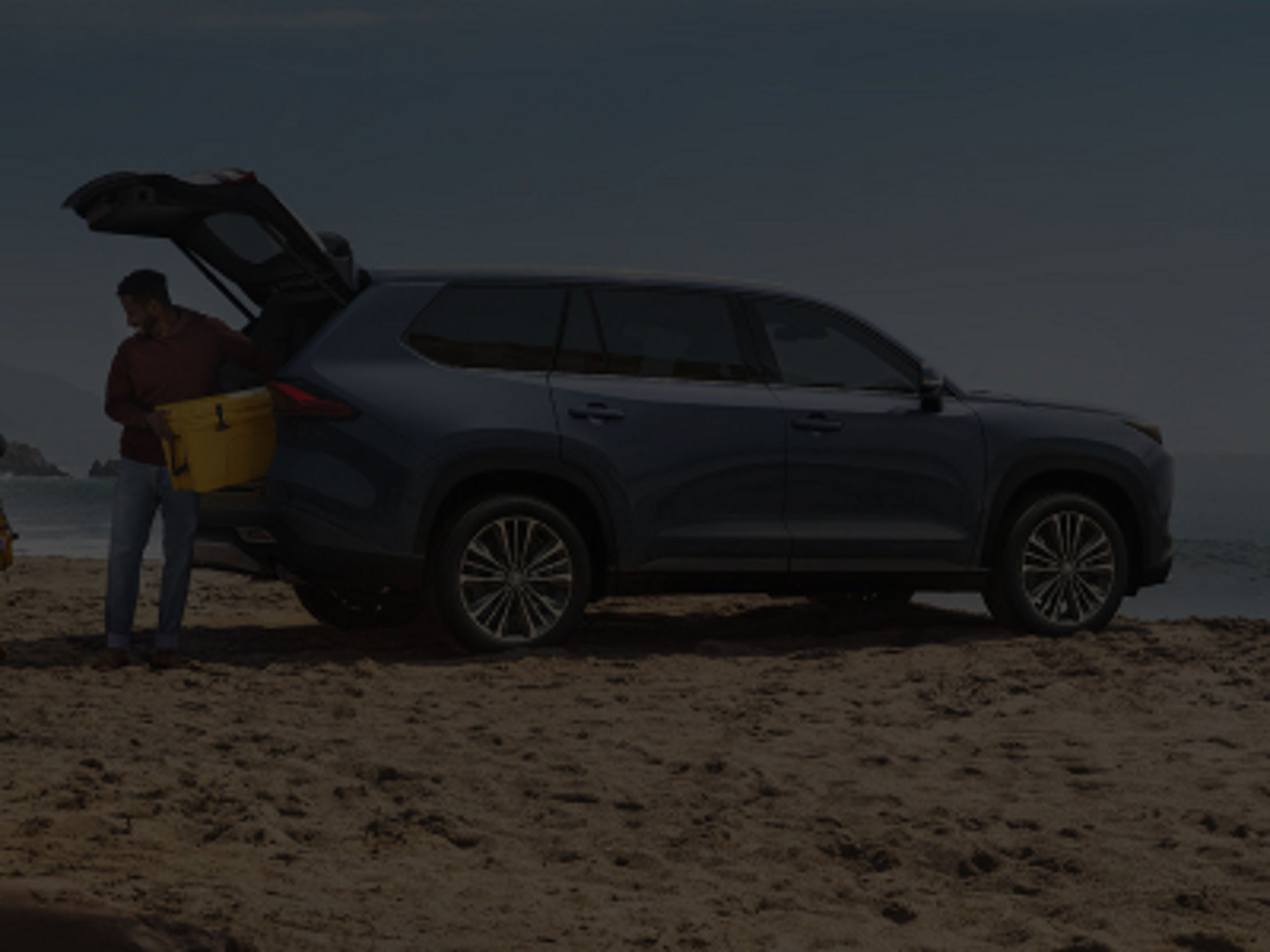 Toyota Kick Sensor: Trunk Door Power Liftgate | Toyota Canada